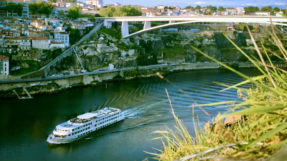 Douro Bridges Cruise - 1 hour 6 Bridges Get Your Tickets